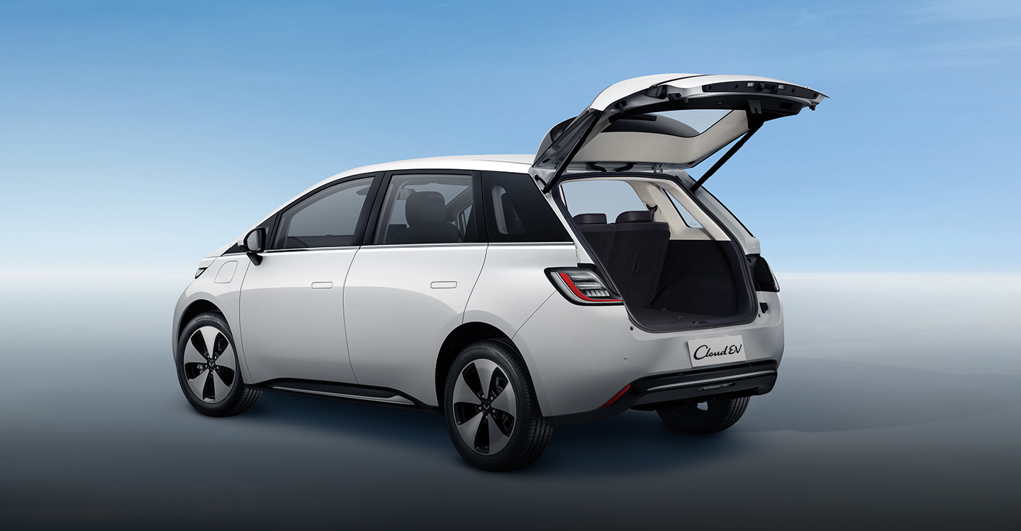 Cloud EV Electric Car: Price, Specifications & Interior 2024 | Wuling