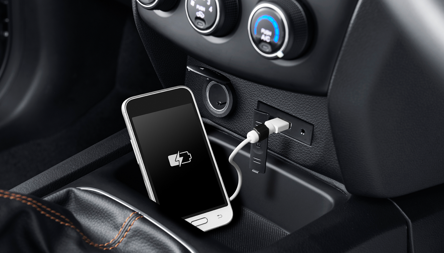 5 Perlengkapan Anak yang Wajib Dibawa Saat Bepergian | Wuling