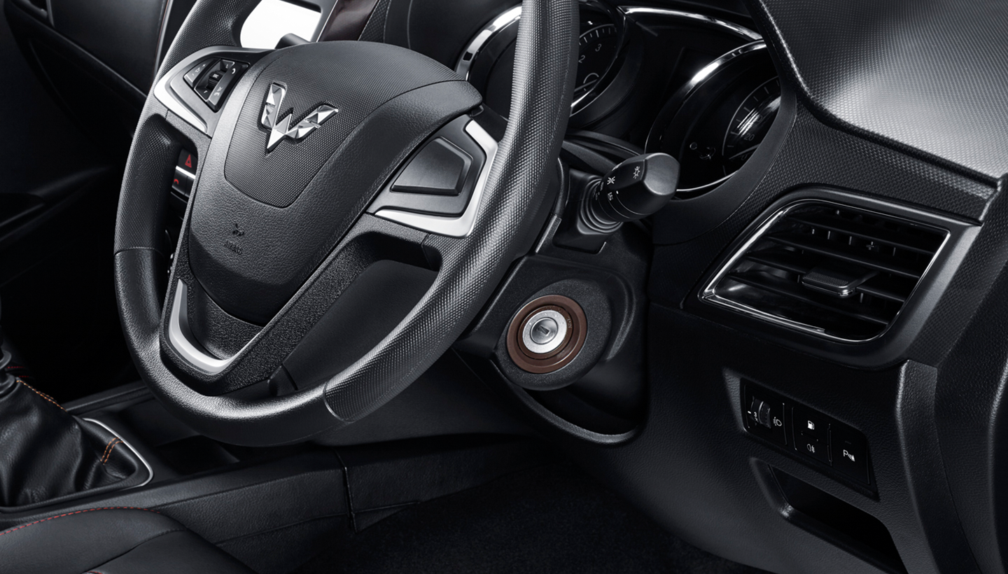 Cara Mengemudi Mobil Manual untuk Pemula | Wuling