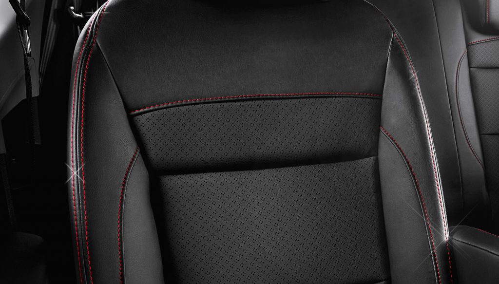 Tips Merawat Jok Mobil Berbahan Kulit Sintetis | Wuling